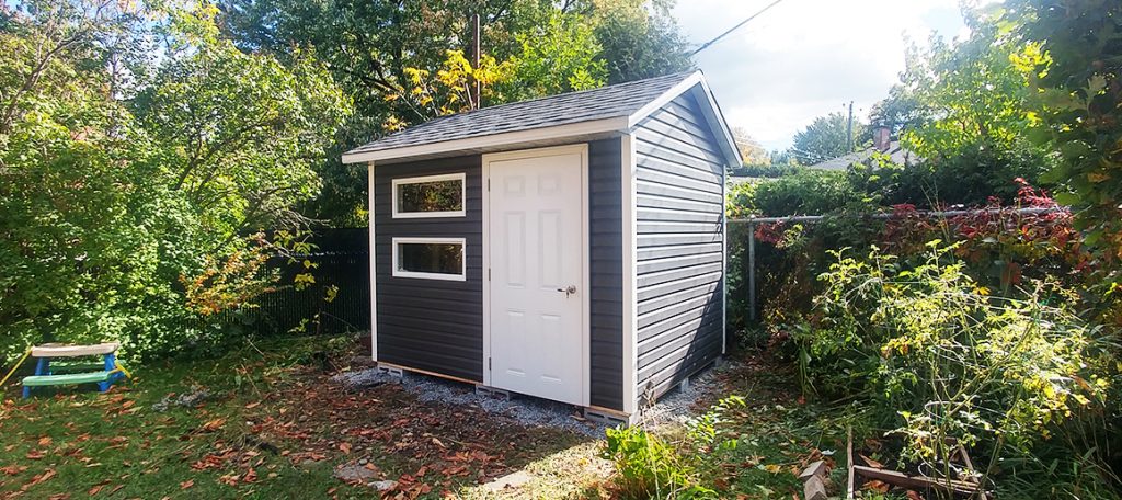 L'entrepôt du Cabanon à Montréal. Pièces et accessoires pour cabanons.